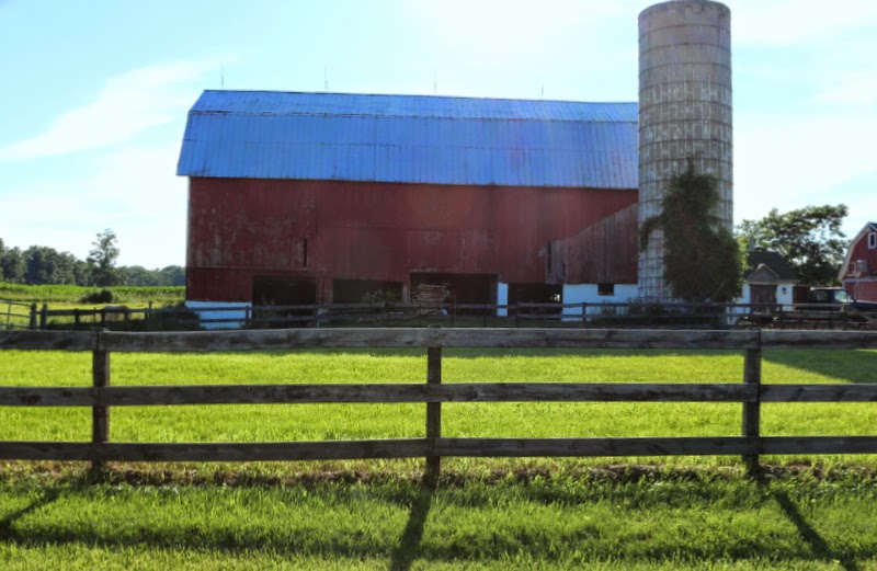 living from glory to glory: Barns And Their Beauty...