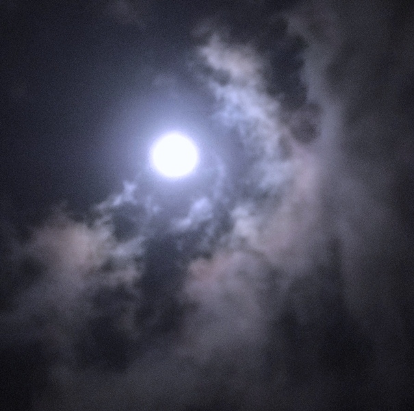 Inspiring Nature Photography By Carol Reynolds: Moonscapes