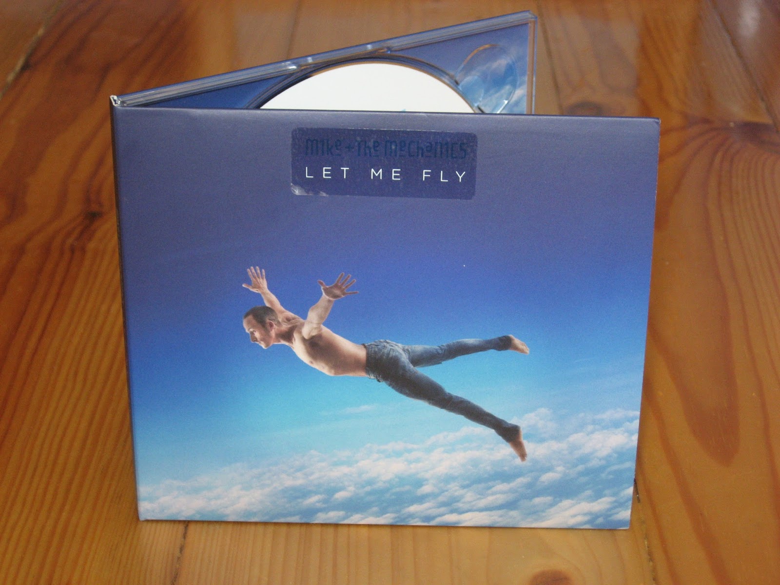 Music Is The Healer: Mike And The Mechanics - Let Me Fly (2017)