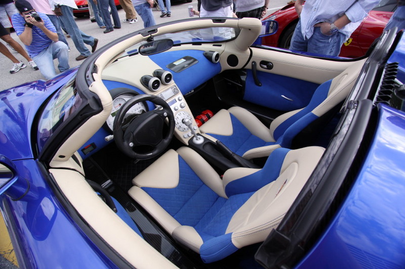 photo gallery: Koenigsegg CCX photos and review