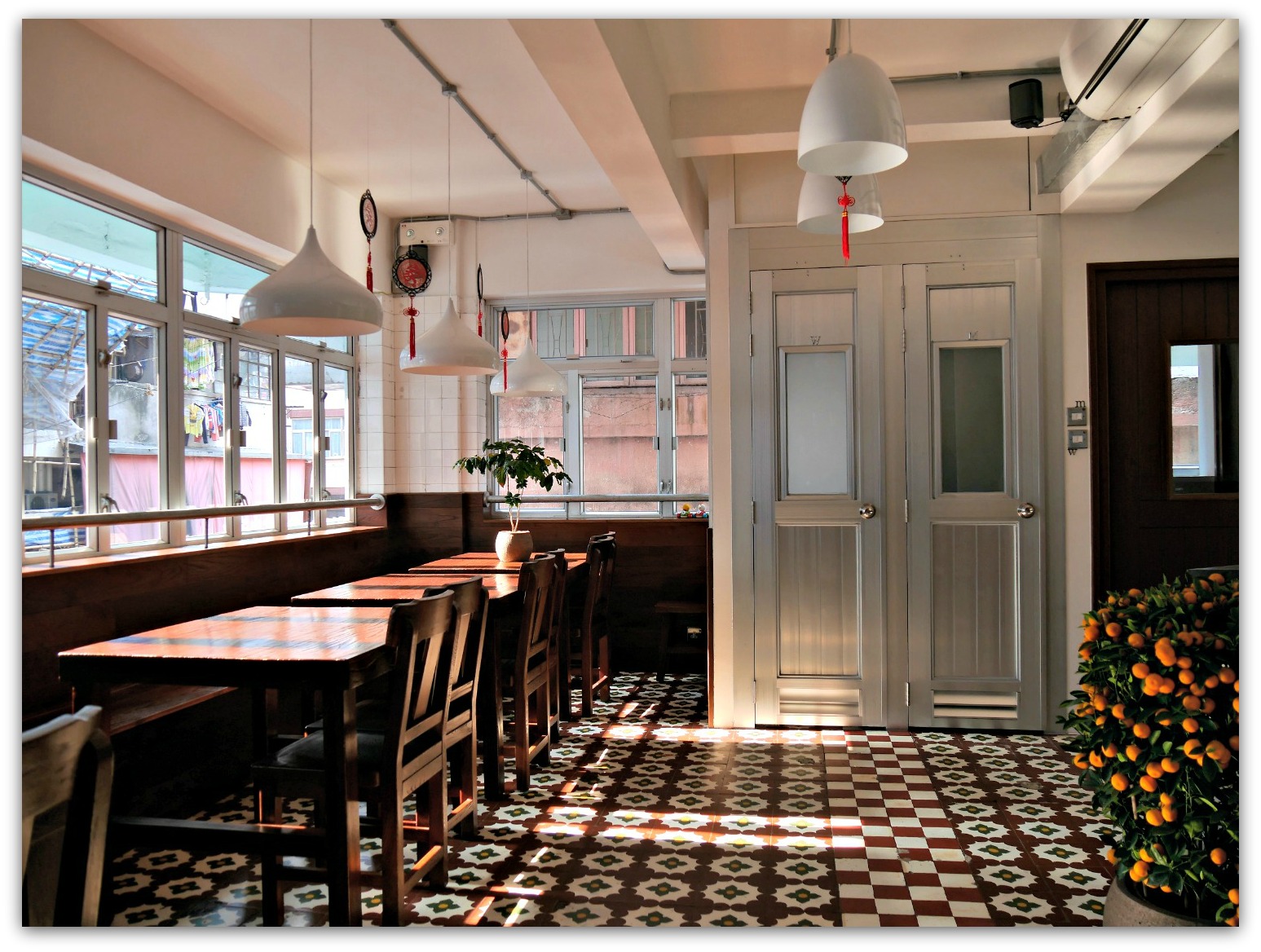 gustia: Little Kitchen by David Forestell