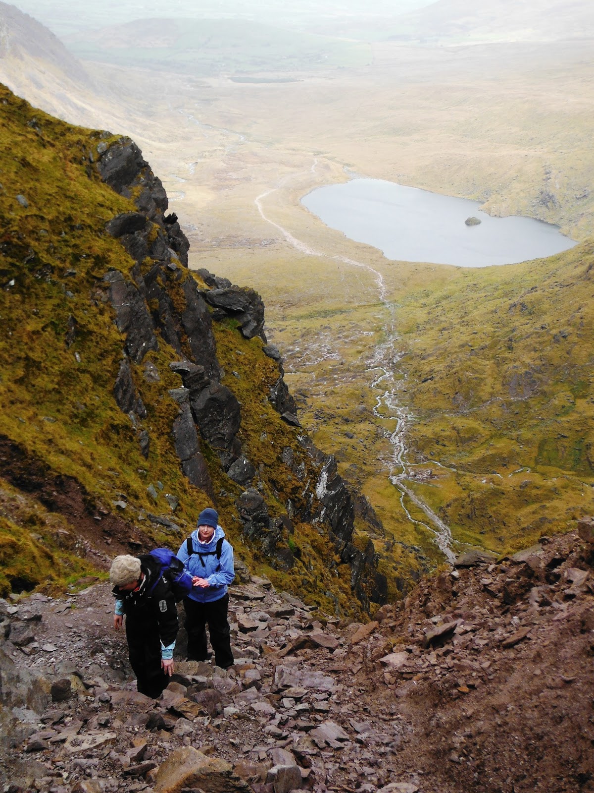 A TYPICAL WET'N'WINDY SUMMERS DAY IN THE REEKS!!! - Kerry Climbing