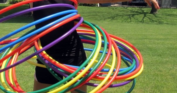 Weighting Around: Hooping and Hollering