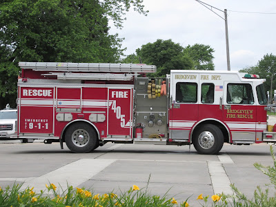 Eddie's Rail Fan Page: Bridgeview Fire Department fire engine # 405 ...
