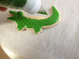 Just Me and My Randomness: Alligator Tutorial