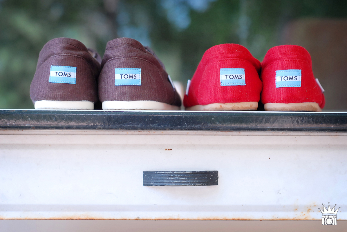 picturemefoto: ((toms)) One For One Movement - A Pair Of New Shoes Is ...