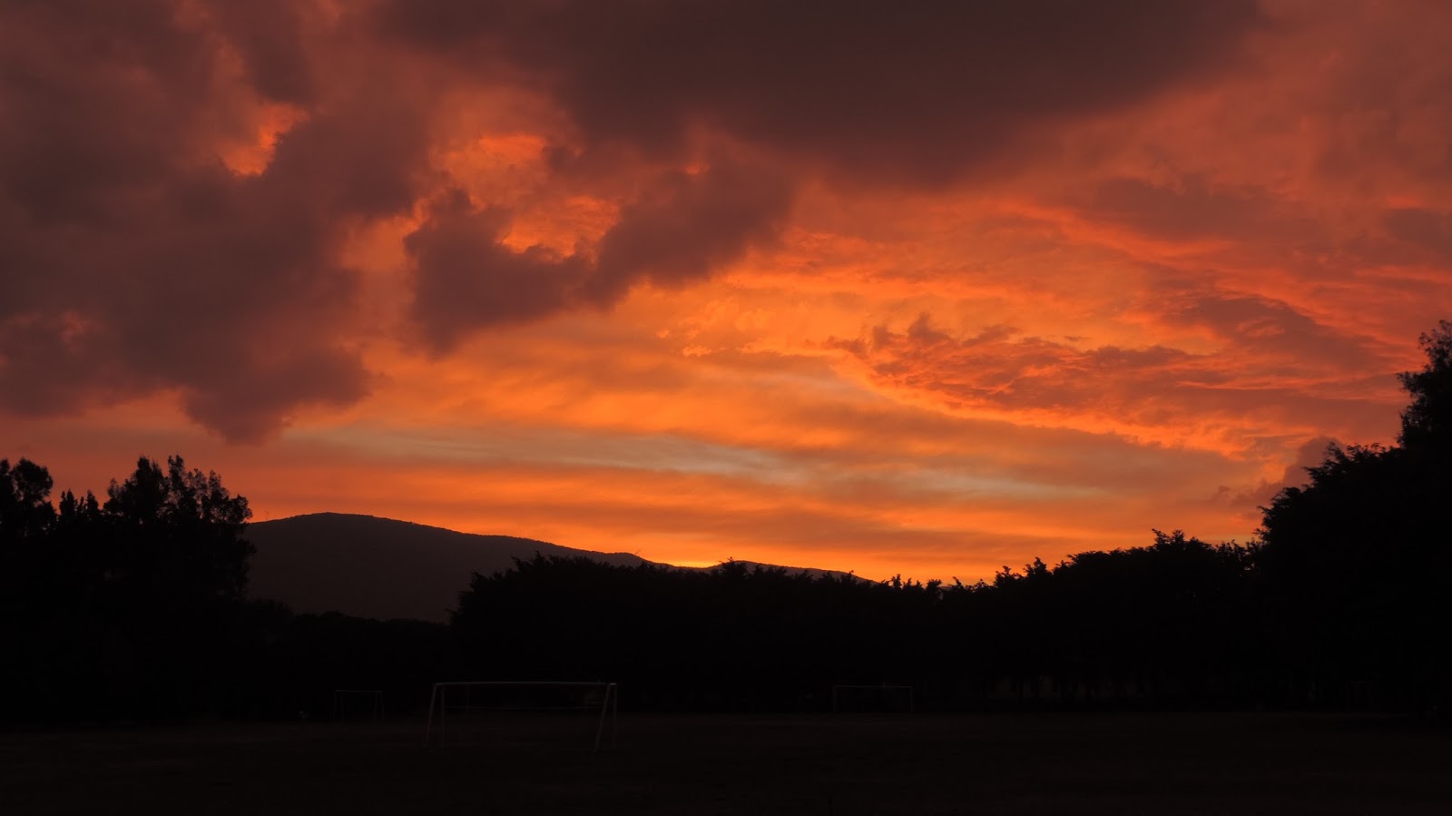 Travel with Kevin and Ruth: No sun, but a great sunset!