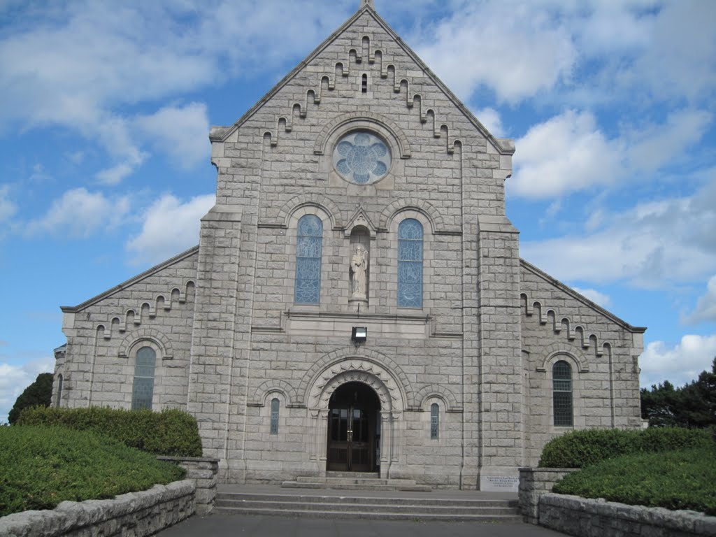 Irish Papist: St. Canice's Church, Finglas Village