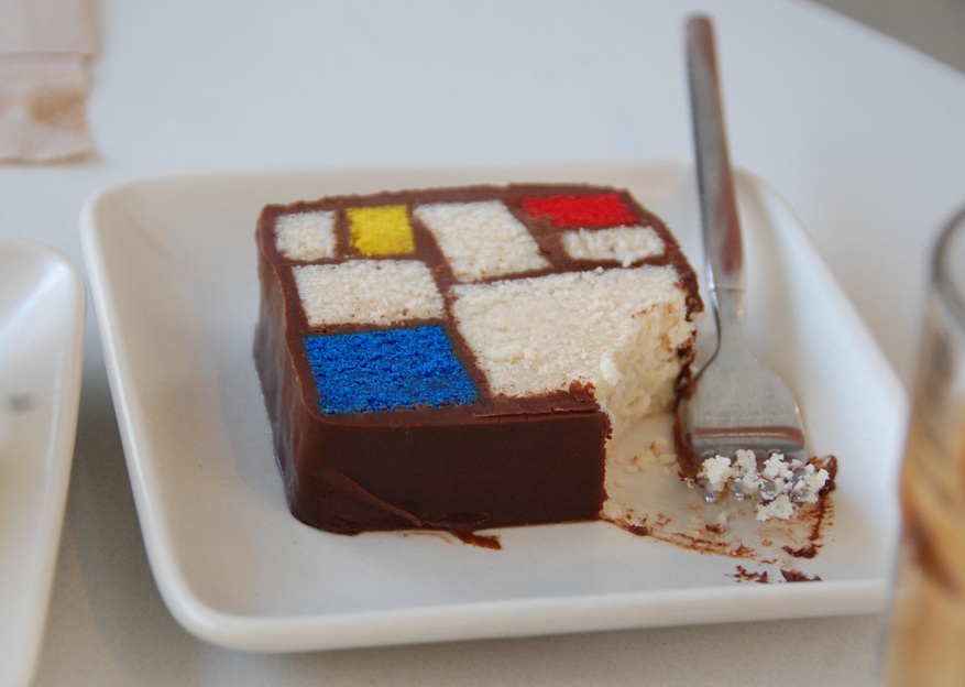 Ronna's Blog: Mondrian Cake is in the Building!