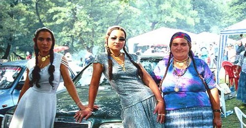 Tiganii INCASEAZA peste 95% din ajutoarele sociale platite din banii ...