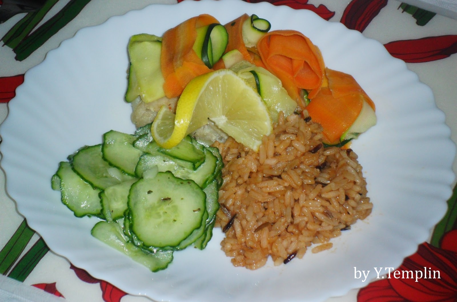 Smulor i skafferiet: Lördag: Fisk i folie med annorlunda ris och gurksallad