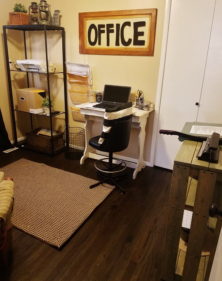 The Quaint Sanctuary: { Masculine Vintage Office/ Den using Thrifty ...