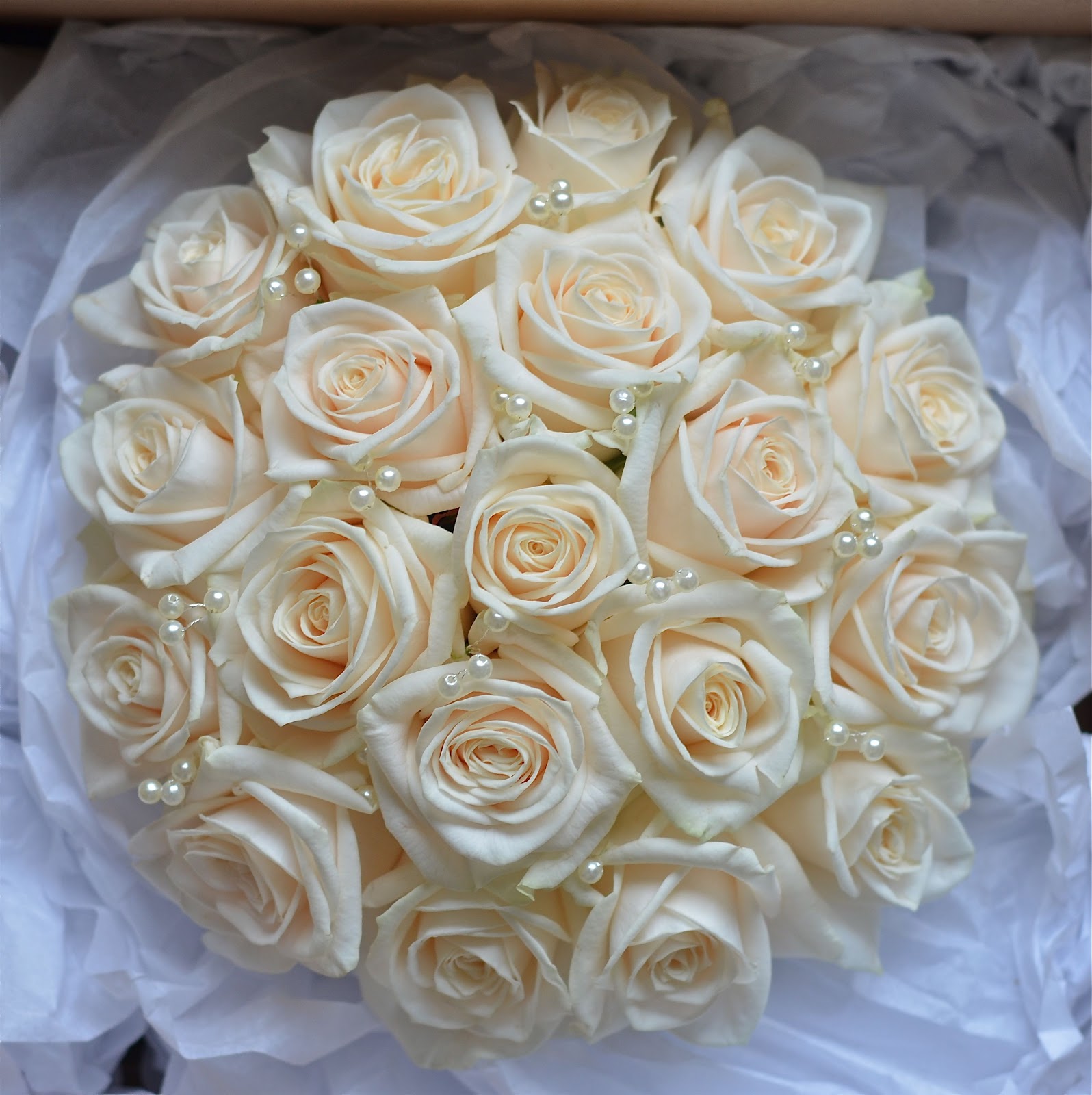 Wedding Flowers Blog: Danielle's Classic Wedding Flowers, Careys Manor