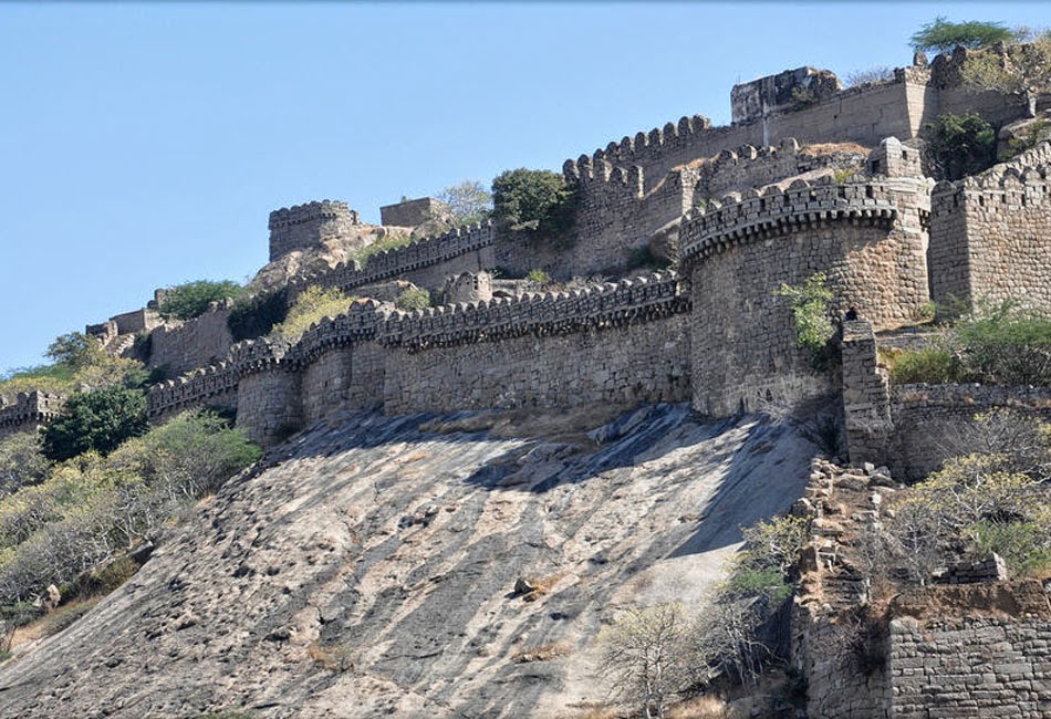 Bhuvanagiri or Bhongir Fort - Telangana Tourism, Travel, History ...