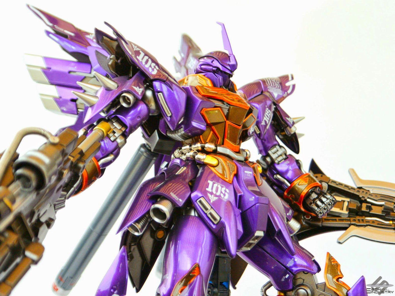 Custom Build: MG 1/100 MSN-06S Sinanju "Hybrid" + Full LED