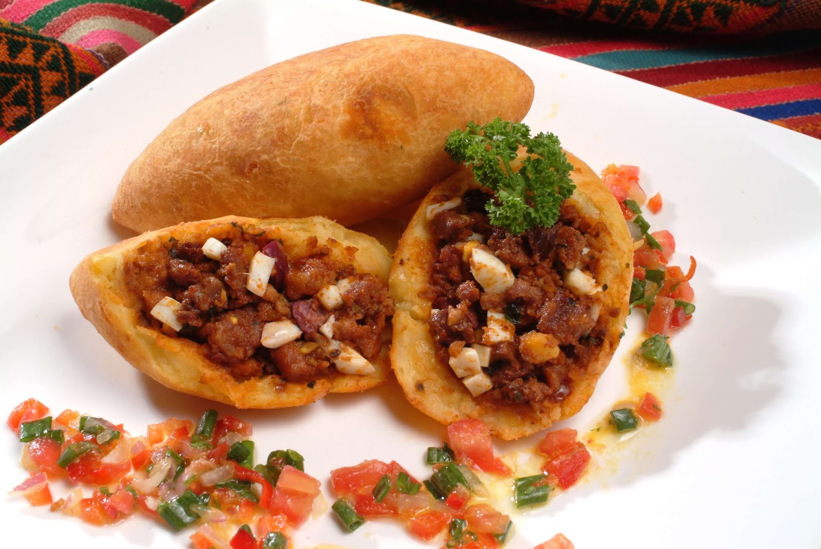 La Papa Rellena | Buscando la Sazón Escondida