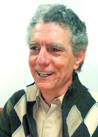 PACO ABRIL: ALMA DE PAPEL