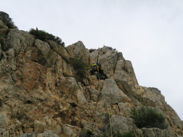 joan asín: GARRAF. PENYA SEGAT DE LA FALCONERA. Via MIRAMAR