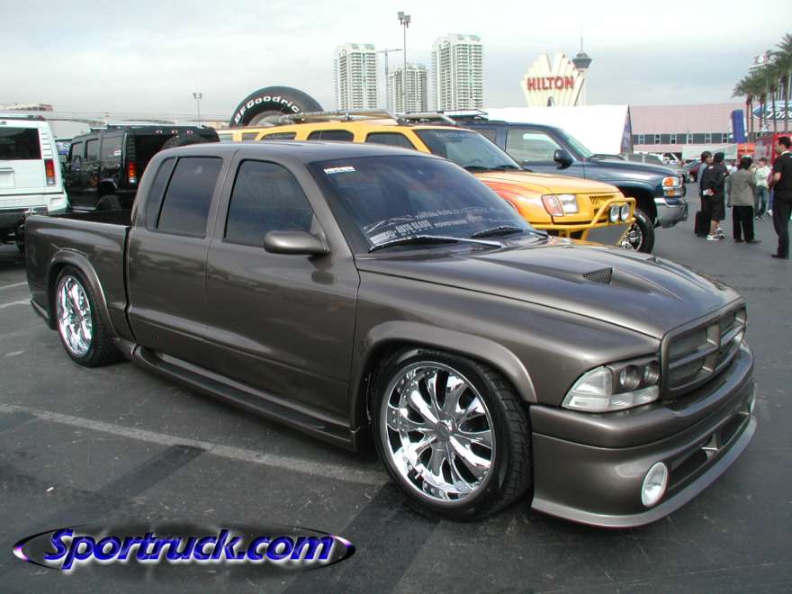 Tunning Customs: Dodge Ram Rebaxadas