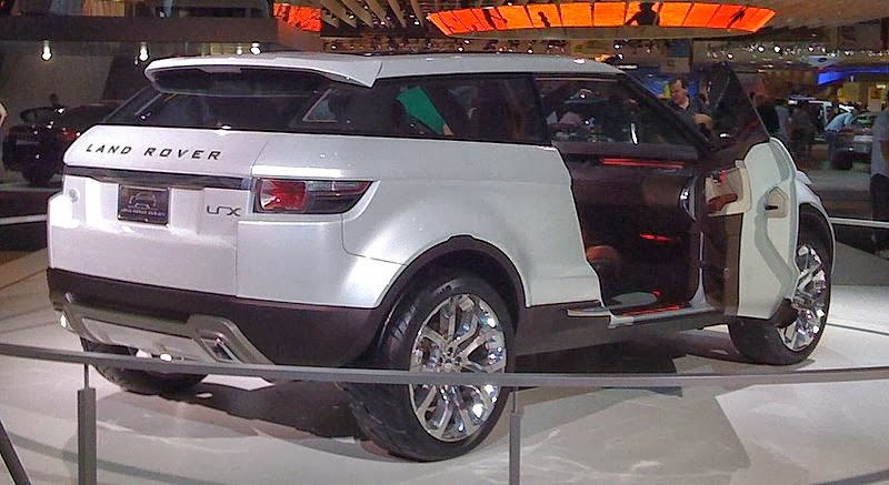 Blog: RANGE ROVER CONCEPT MAKING HISTORY IN THE MOVIE ON THE JOBCarTrails