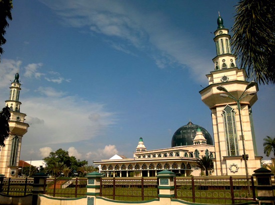 Singgah Ke Masjid: Mesjid Agung Ciamis
