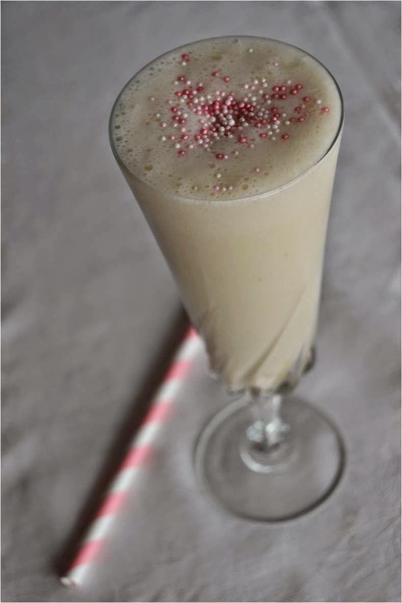 Beautiful Girlhood: Honey & Banana Lassi