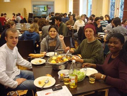 artikel perancis: kebiasaan orang perancis