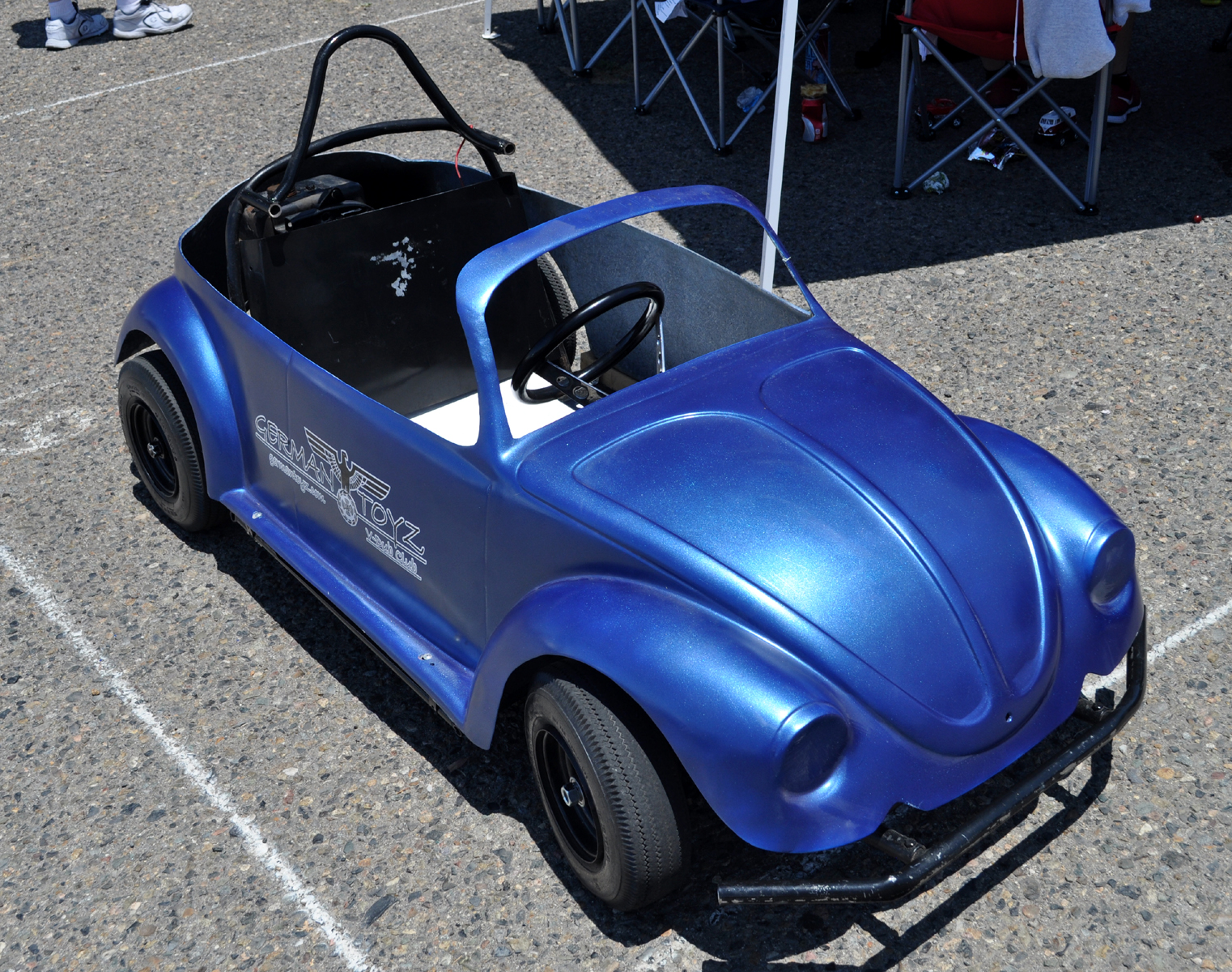 Just A Car Guy: some guy brought a cool little go kart to the Bugorama