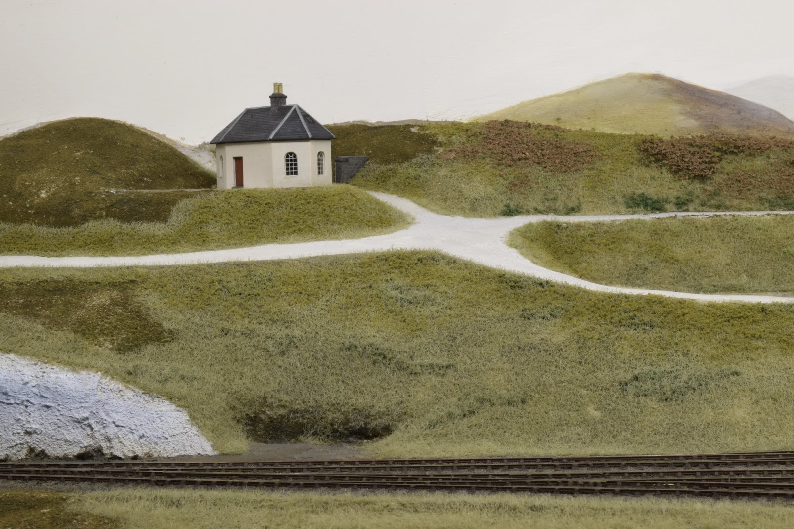 Anthony Yeates' 2mm Blog: The gatehouse