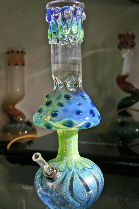 Awesome Pipes: Sweet Blue Shroom Bong