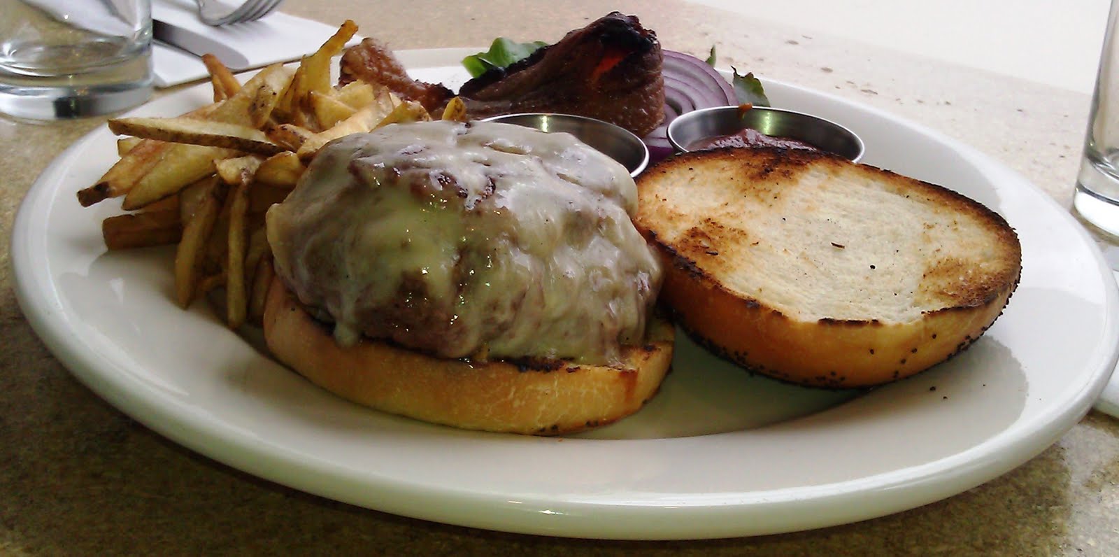 Honest and Accurate Burger Reviews by TheBurgerBusters: Salt's Cure ...