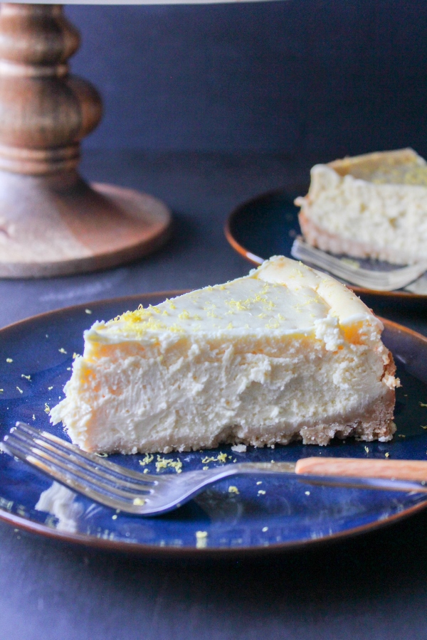 Lemon Cheesecake with Shortbread Crust