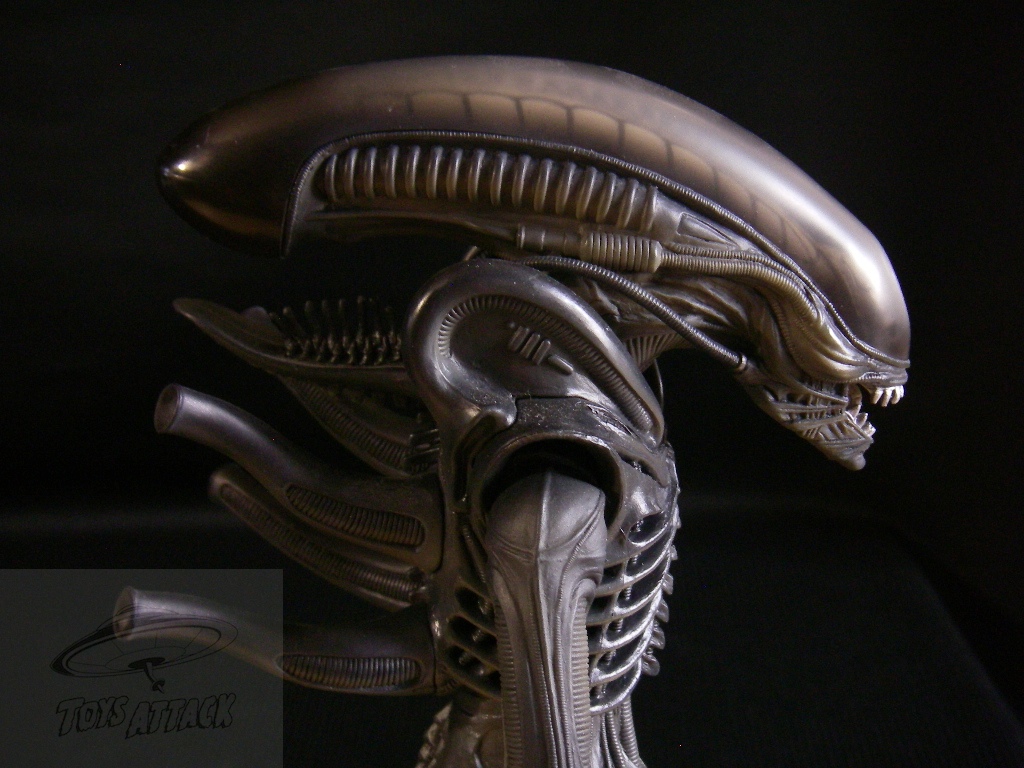 MEDICOM GIGER ALIEN RAH REAL ACTION HEROES 1.6 FIGURE - Toys Attack