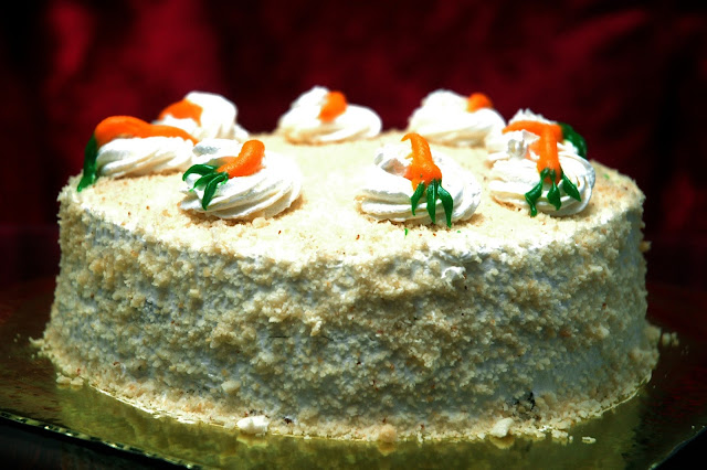 DUDE FOR FOOD: Have Your Cake and More at Quim's Cake Bakeshop & Cafe