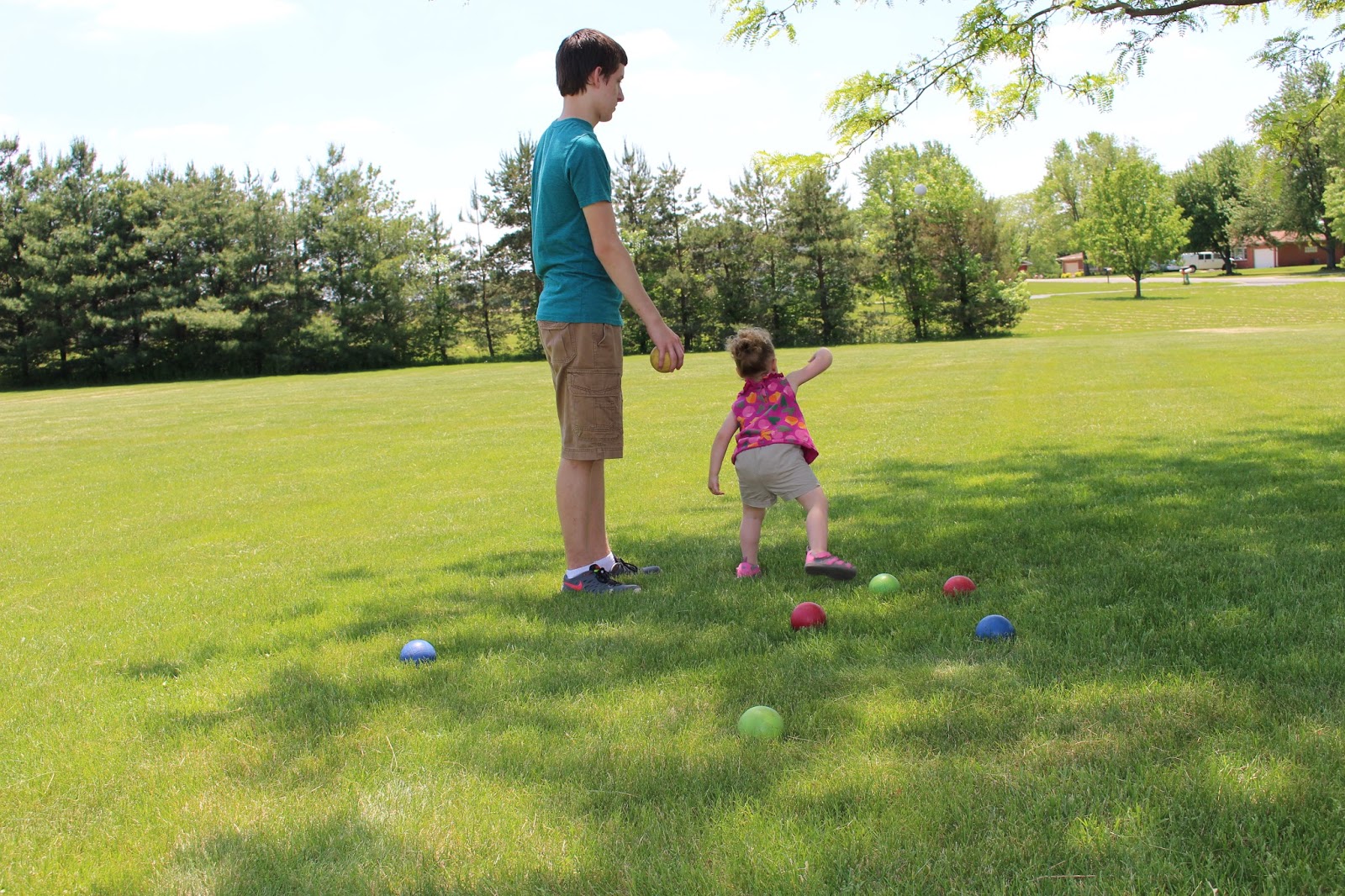Sweet Little Ones: Summer Staples: Favorite Outdoor Games