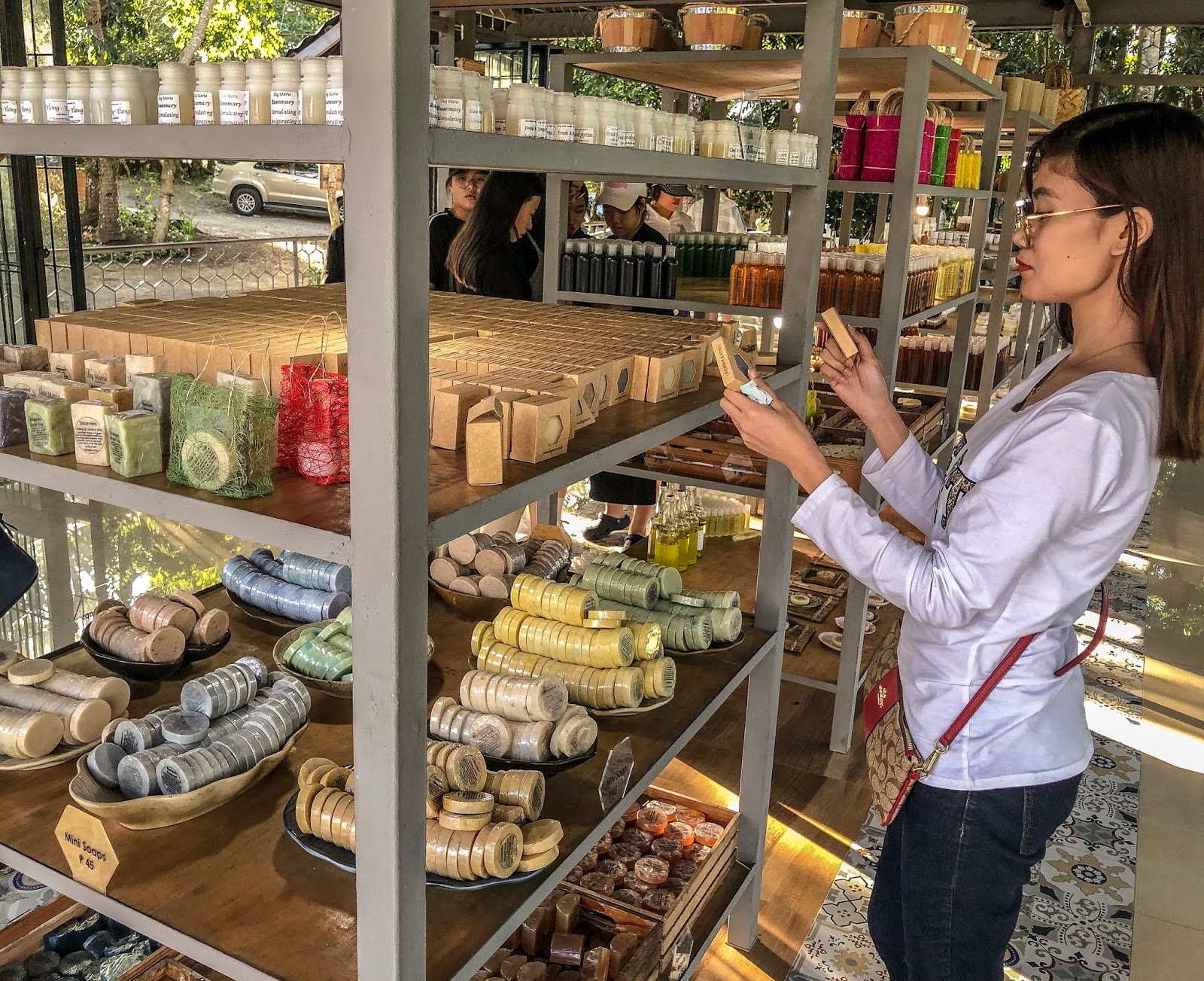 Ilog Maria Honeybee Farm in Silang, Cavite - I am Ulyssa Elaine ...