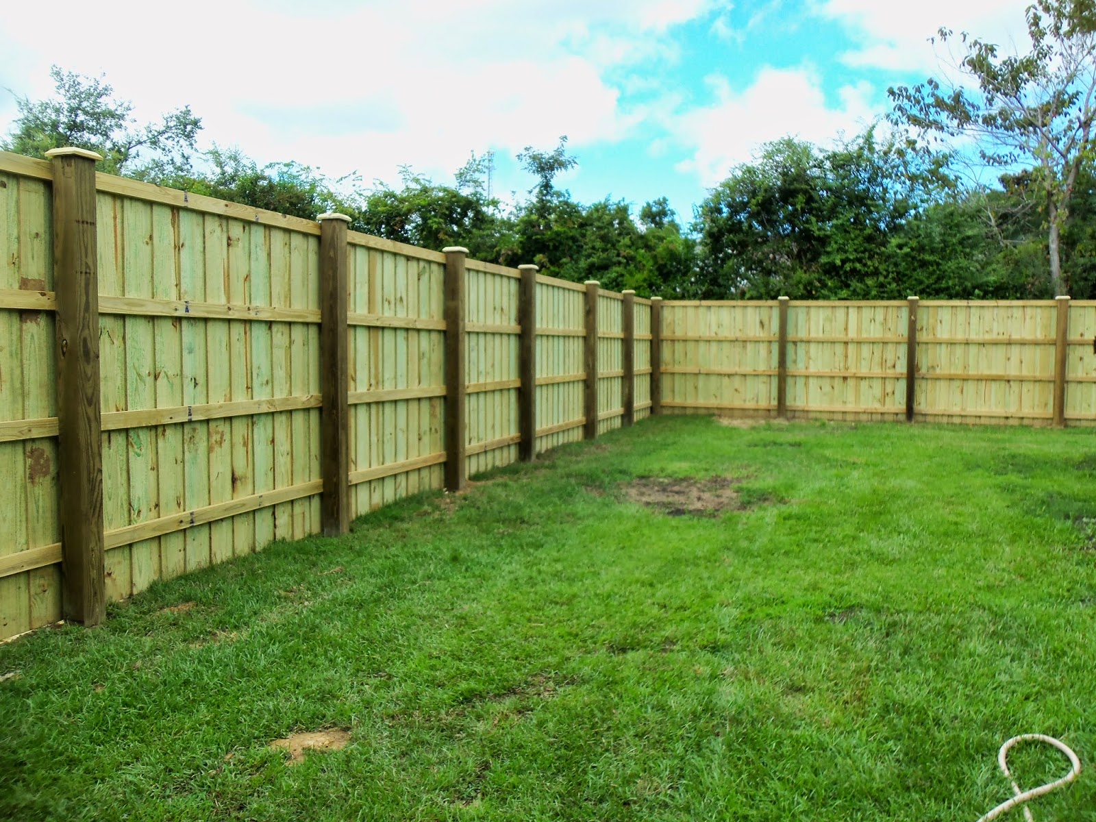 Town & Country Fences, LLC: Roosevelt Estates New Tall and Sturdy Fence