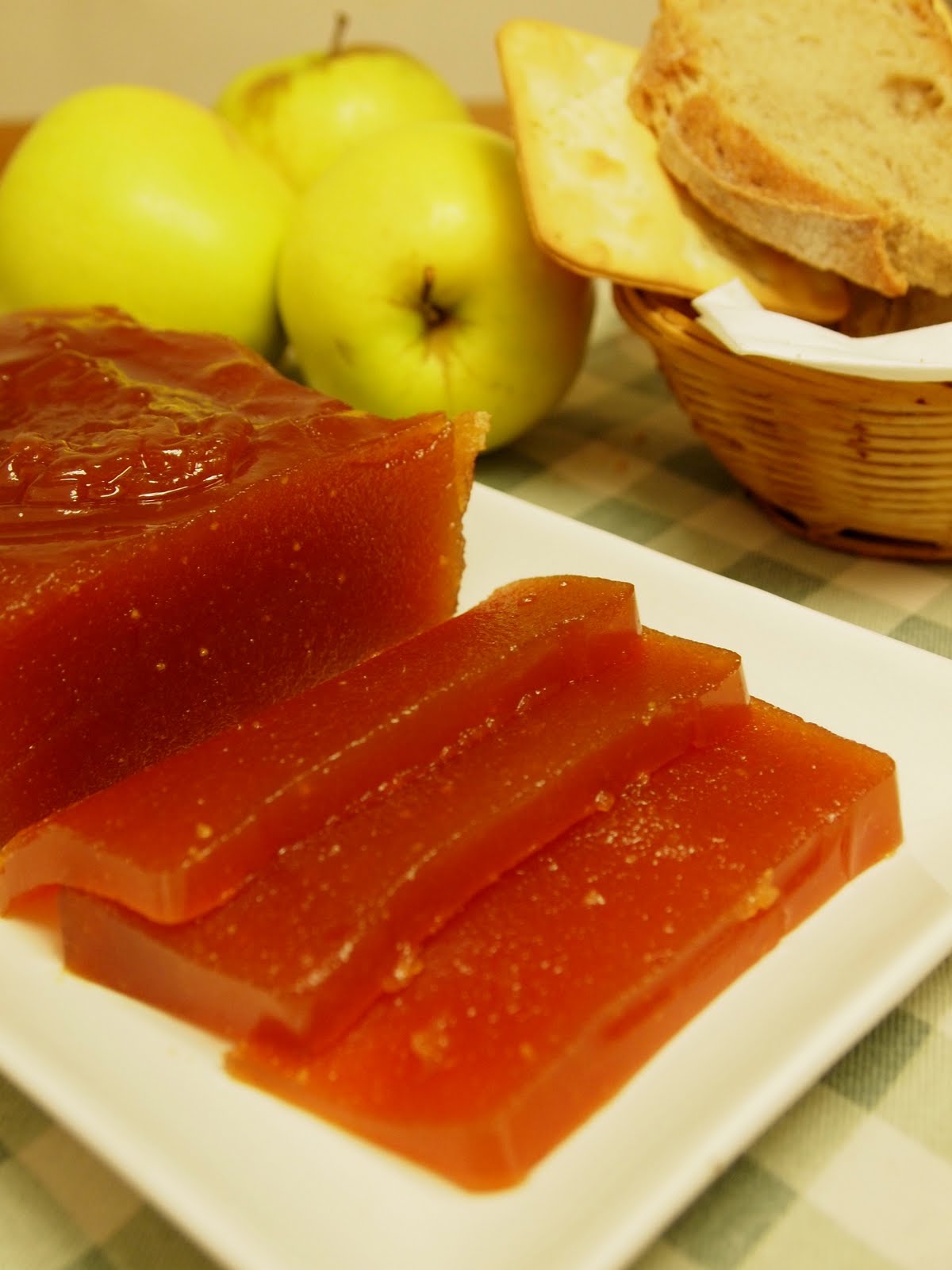 coZinha cOm alMa: Será marmelada ou compota de marmelo com maçã canela ...