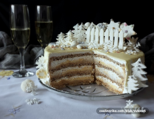 Lješnjak torta - dobra torta, kremasta, čokoladna, korice gotovo da se ...