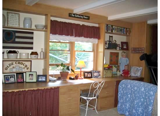 Painting Wood Built-Ins in the Den - Organized Clutter