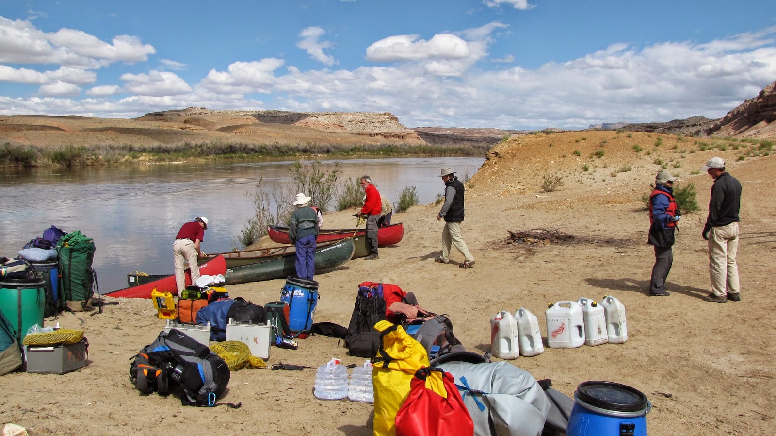LOAFin AROUND and KANOE TRIPPING : Canoeing the Green River, UT, USA ...