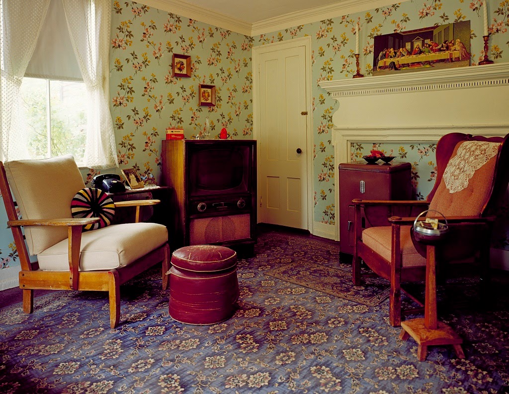 Olivia's AS Literature Blog: HOME IS SO SAD // PHILIP LARKIN