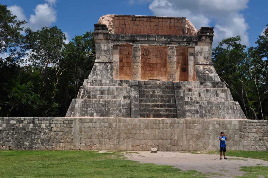 MY ARCHITECTURAL MOLESKINE®: CHICHEN ITZA