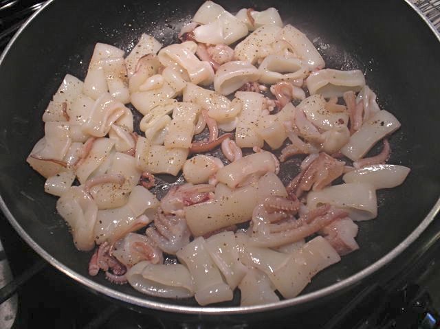 The Briny Lemon: Pasta with Calamari and Sweet Peas in Garlicky Cream Sauce