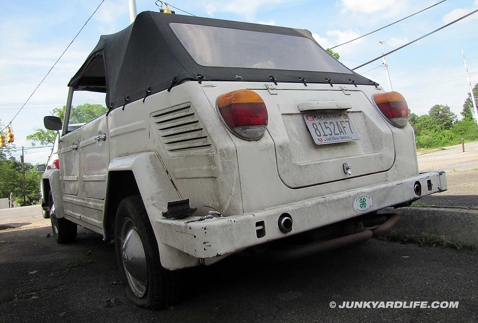 Junkyard Life: Classic Cars, Muscle Cars, Barn finds, Hot rods and part ...