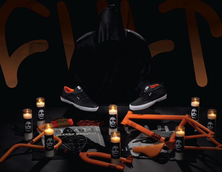 PEDAL BUSTER: Product: Vans X Cult Collaboration Shoes