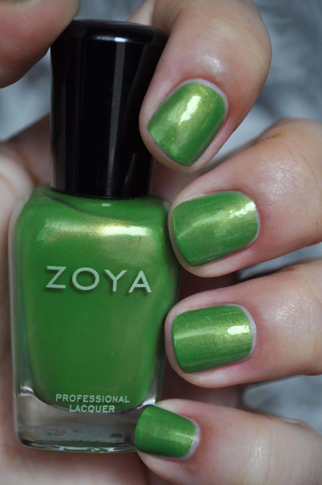 Memento Midori...Zoya Professional Lacquer in Midori [ So Lonely in ...