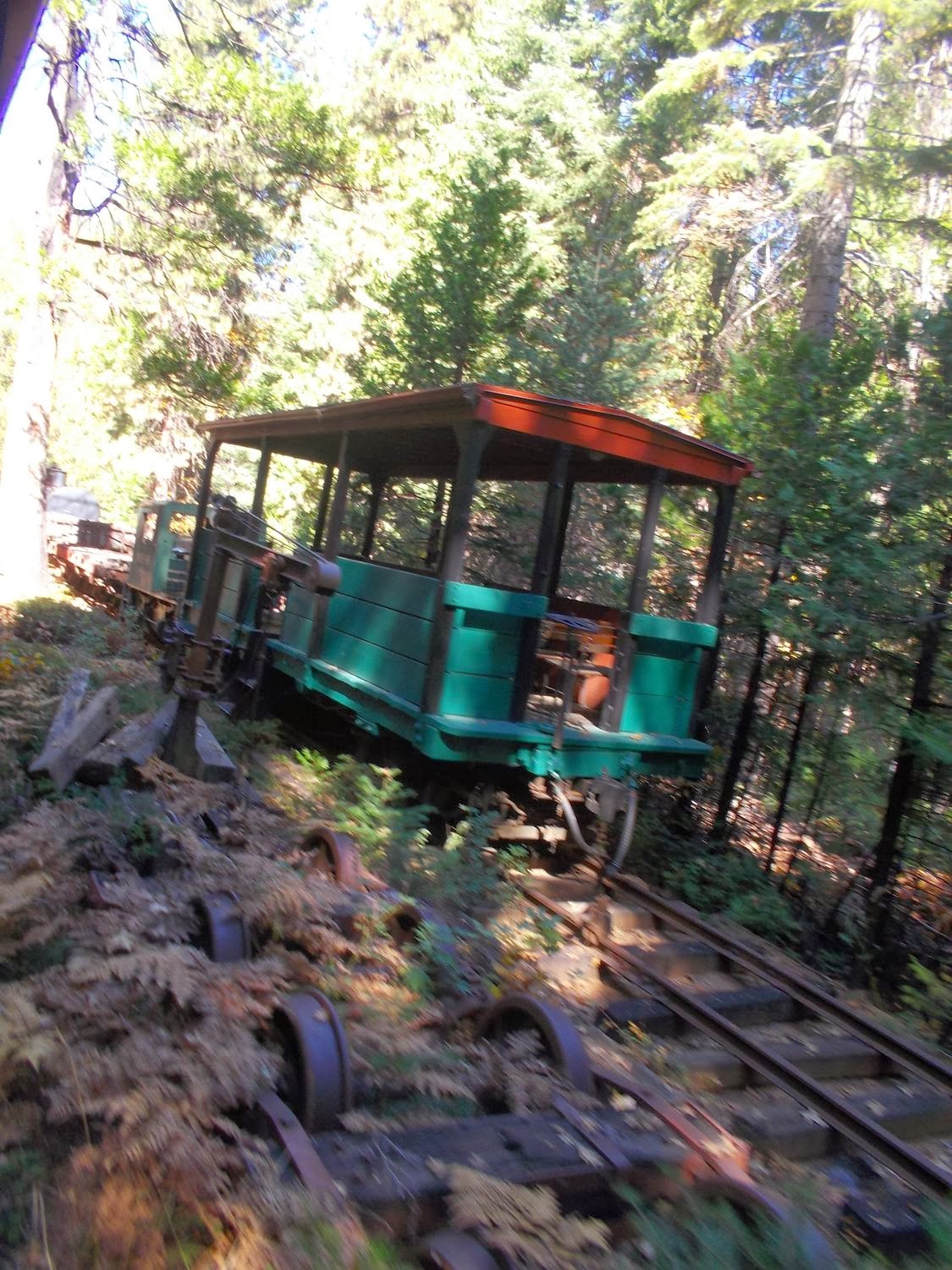 Dave'n'Kathy's Vagabond Blog: Sugar Pine Railroad