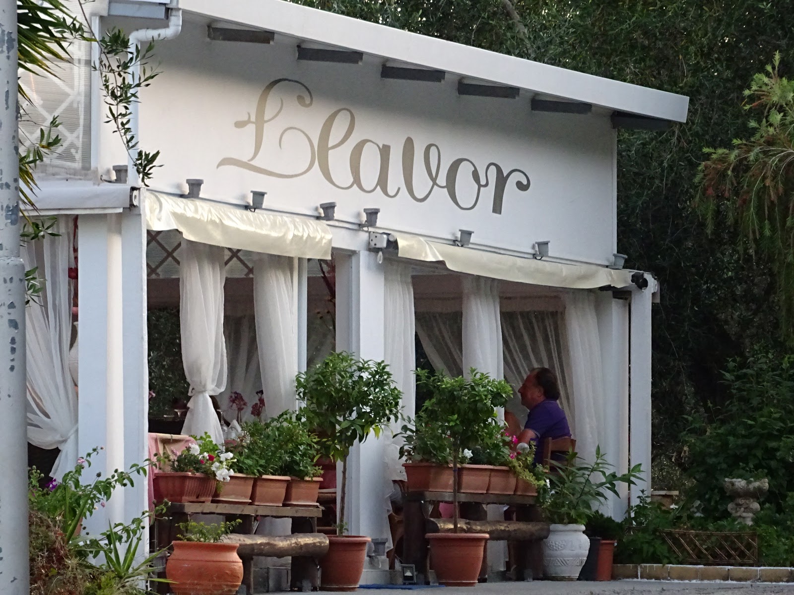 Vintage Vixen: A Greek Epic - Booze, Food, Fashion & A Road Trip