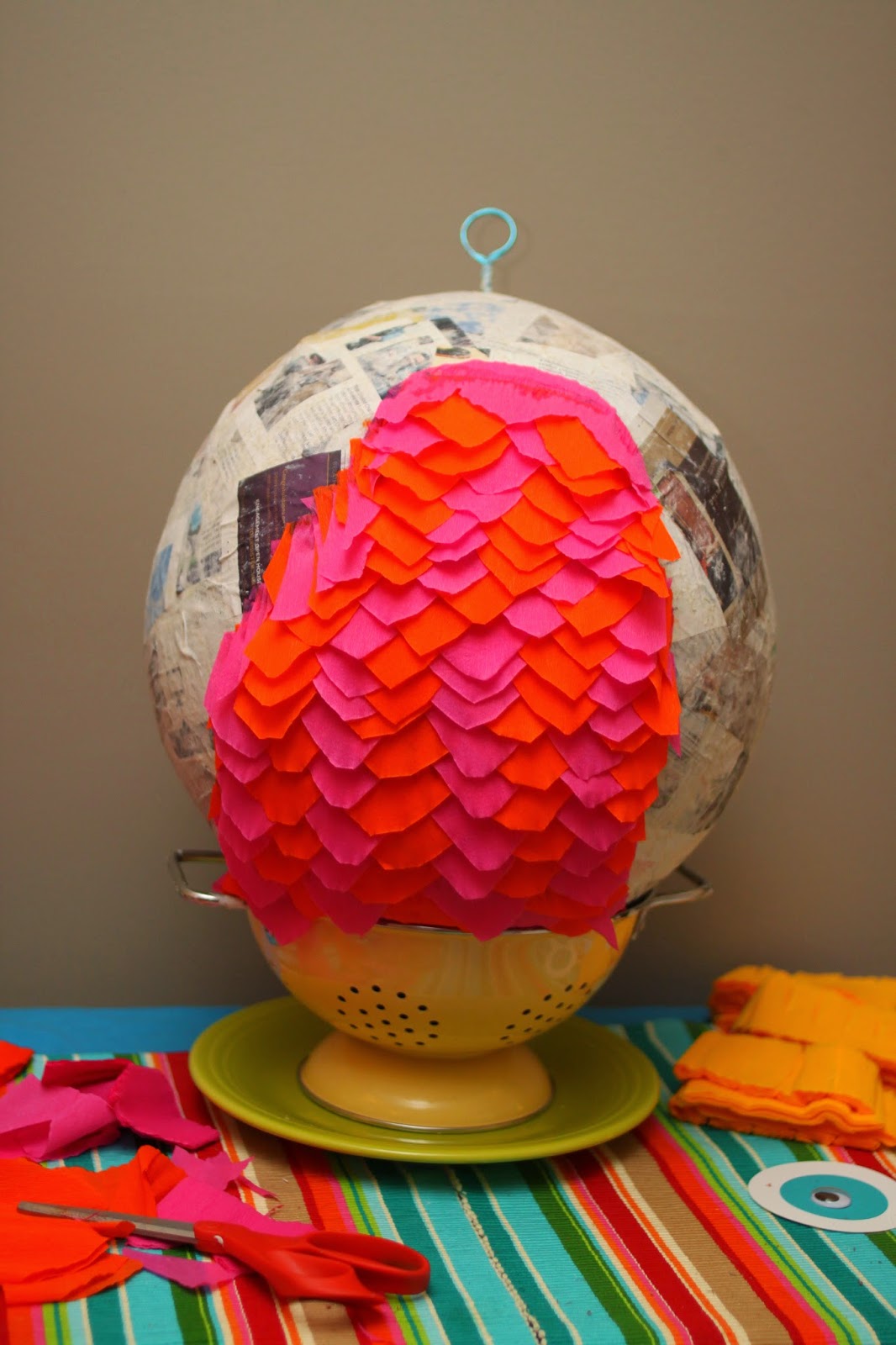 Here Comes The Fun: DIY Pinata for Cinco De Mayo